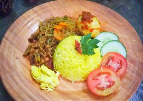 Resep Nasi Kuning Rice Cooker Oleh Novi Oppie Indriana Cookpad