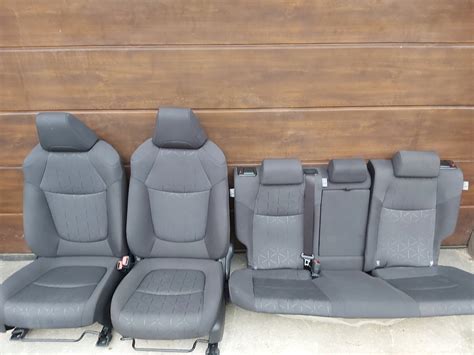 Toyota Rav4 V komplet foteli fotel przód tył lewy RAV4 V FOTELE za 900