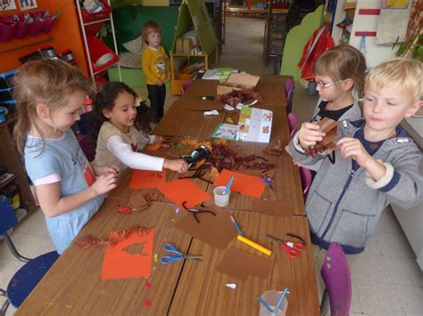 VCSM Kleuterbos Blauwe Klas THEMA EEKHOORNTJE EN DE HERFSTBLAADJES