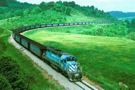 Discover 57 Trains Wallpaper Latest In Cdgdbentre