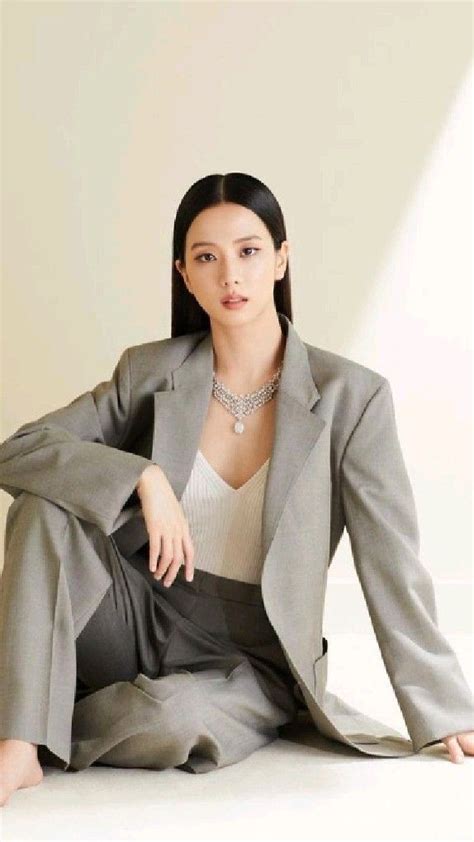 Pin de BLACKPINK JISOO 지수 em Sizin Pinleriniz em 2023 Blakpink