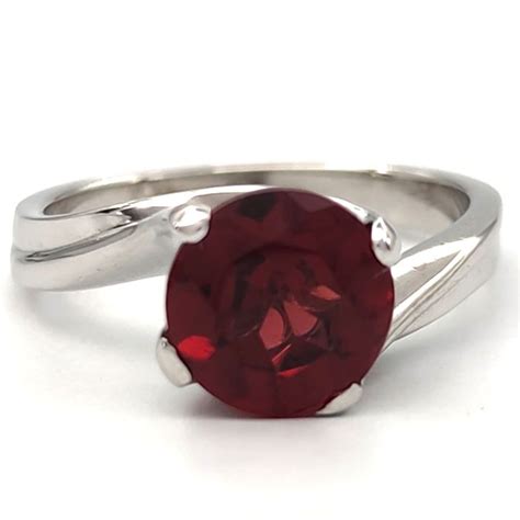 18 Kt White Gold Ring Ct 2 00 Rhodolite Catawiki