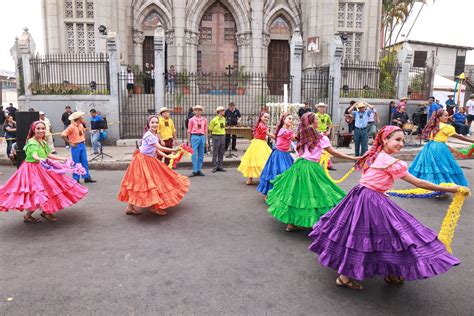 FOTOS Así disfrutaron los salvadoreños en SivArt en el Centro