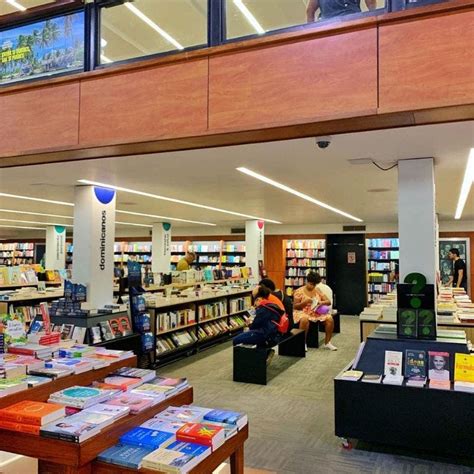 Cuáles han sido los escritores más vendidos de 2023