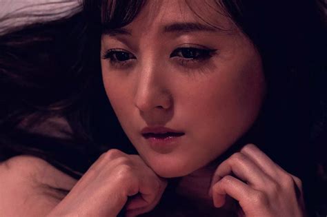 小松彩夏 5年ぶりの生々しいリアルな姿えろJK画像のエロ萌え
