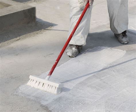 Cómo impermeabilizar tu techo The Home Depot Blog