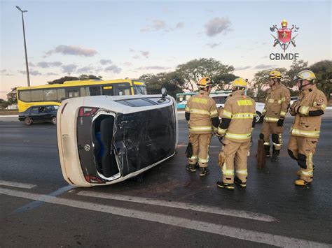 Colisão entre veículos resulta em capotamento no Park Way Jornal de