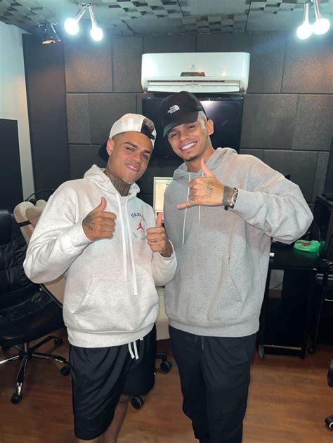 Mc Cabelinho E Mc Maneirinho Cabelo Cantores Marido