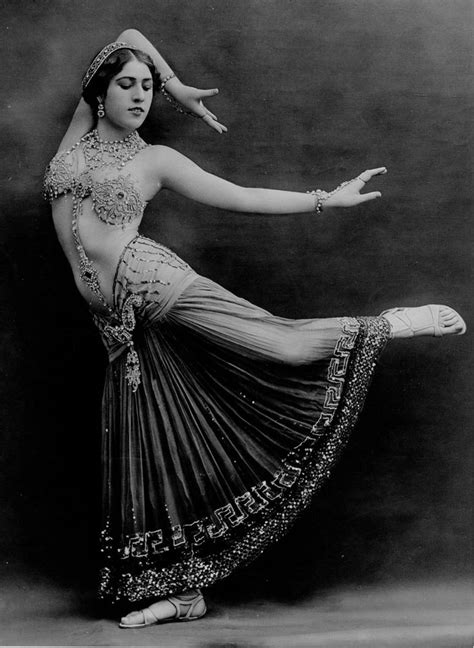 Pin On Vintage Dancers Showgirls Burlesque