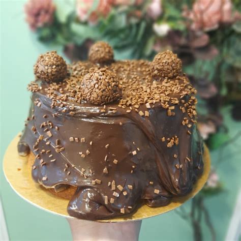 Bolo Caseiro Ju Broxado Cakes