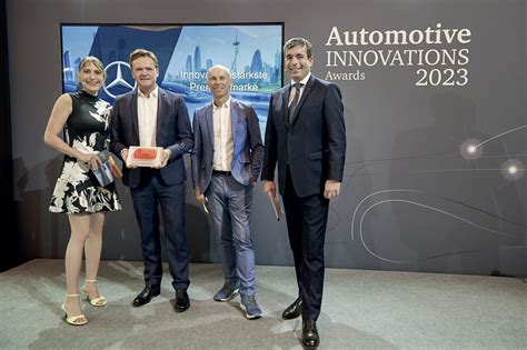 เมอรเซเดส เบนซ กวาด 4 รางวลจากเวท AutomotiveINNOVATIONS Awards