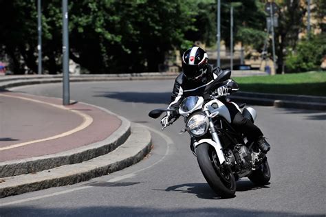 2012 Ducati Monster 696 Review