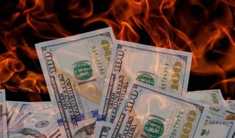TL karşısında dolar rekor tazeledi Dolar ve Euro ne kadar oldu 18
