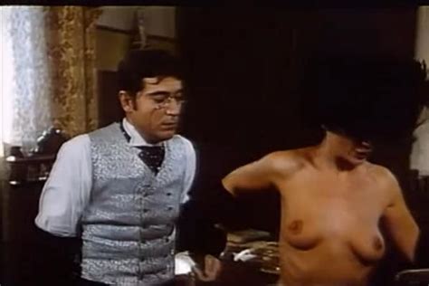 Silvia Miró desnuda en El liguero mágico
