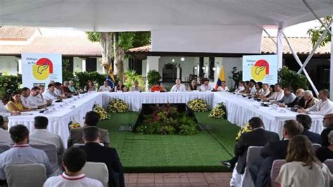 Gobierno De Colombia Y La Guerrilla Del ELN Cierran Este Lunes En