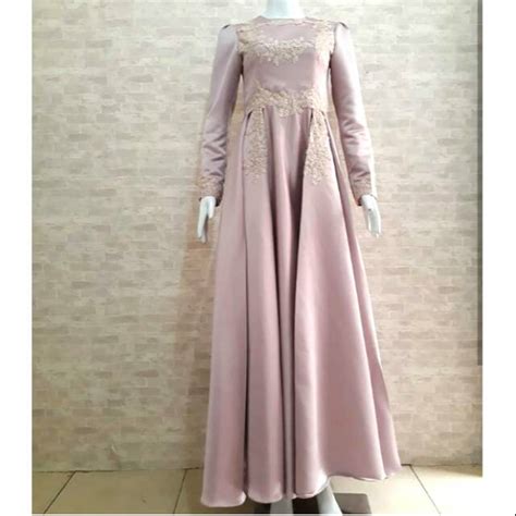 Gaun Pesta Muslimah Warna Pink Neofotografi