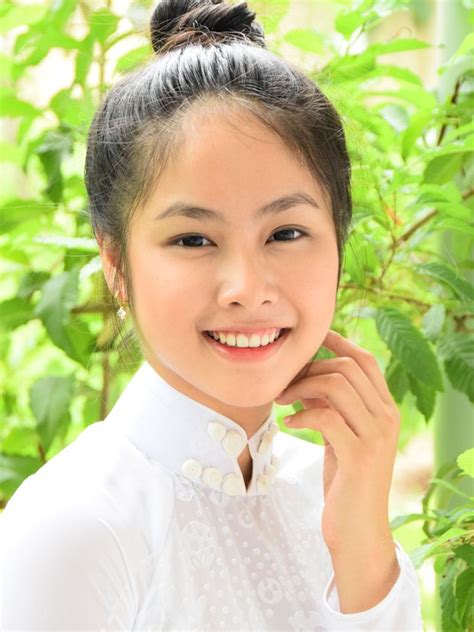 Ghim trên Huệ Võ Hồng Ngọc