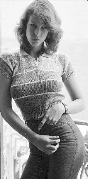Jamie Lee Curtis Shemale