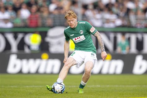 Zwei Spiele Sperre F R Leon Sommer Vfb L Beck