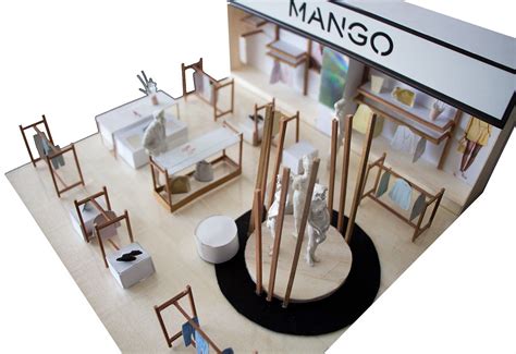 Mango Store Visual Merchandising On Behance Mango Store Boutique