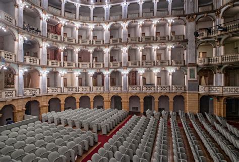Pavia Debutta La Stagione Dopera Al Teatro Fraschini Con Il Don