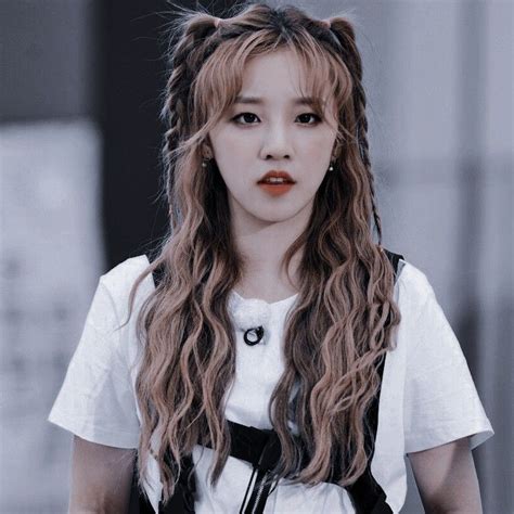 Yuqi aesthetic icon 𝐆 İ𝐃𝐋𝐄 Kraliçe Kpop Galeri