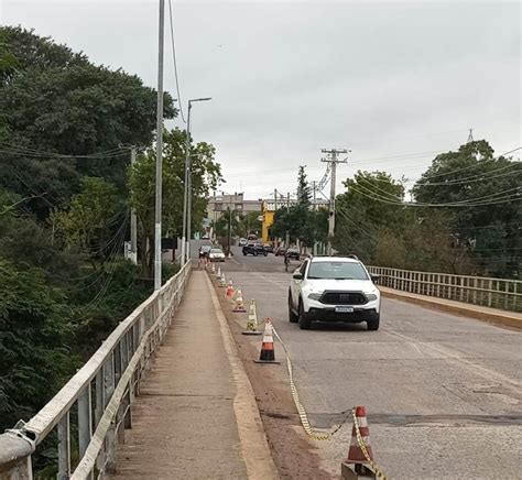 Proteção na Ponte Borges de Medeiros começa a ser instalada em Alegrete