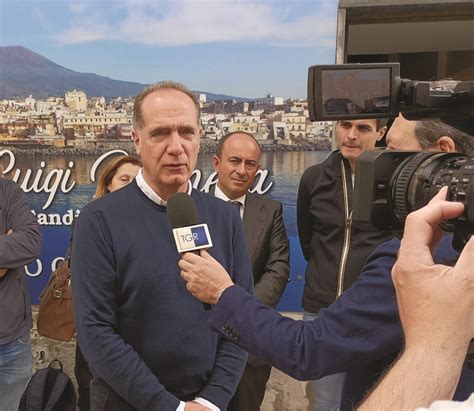 Torre Del Greco L Affondo Di Mennella Governo Subito Per Cambiare La