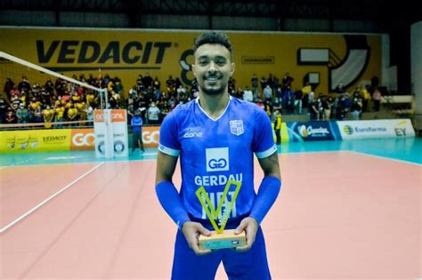 Fiat Gerdau Minas encerra rodada na liderança da Superliga Melhor do