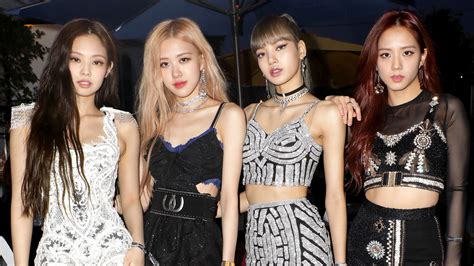 K Pop Group Blackpink Debuts New Hair And Nail Looks See Photos Allure