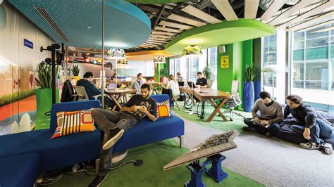 How Office Layout Affects Employee Morale Performance