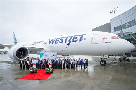 Boeing entrega el primero de diez 787 9 Dreamliner a WestJet Hispaviación