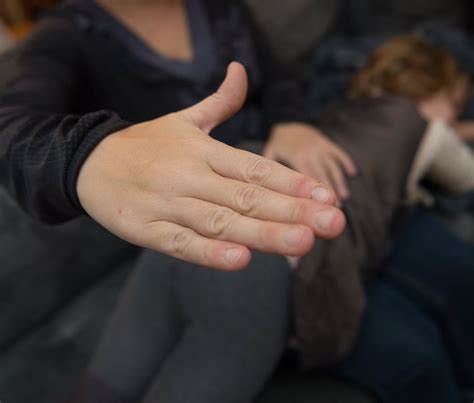 La question du jour Selon vous faut il interdire la fessée en France
