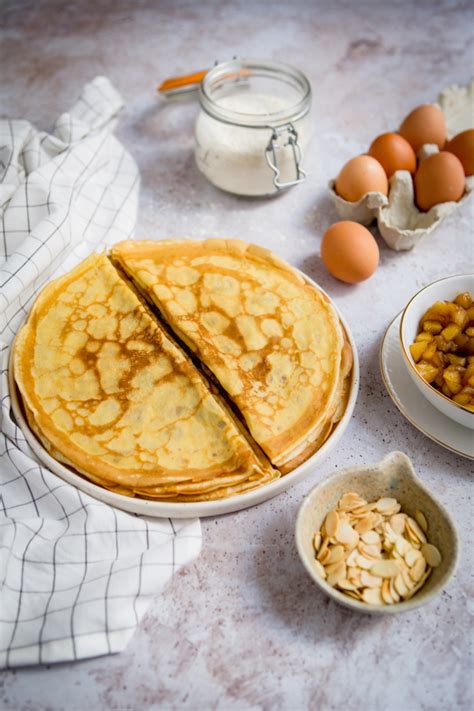 Recette de pâte à crêpes légères et moelleuses