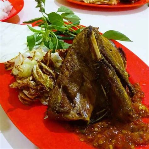 Lalapan Bebek Ariel Harga Menu Jam Buka Lokasi Wisata Diary