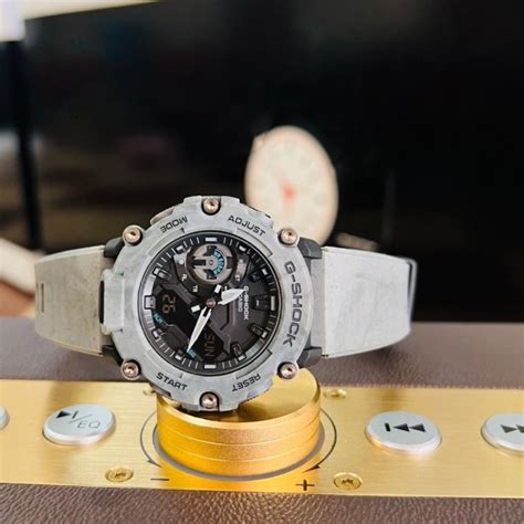 OFFICIAL WARRANTY Casio G Shock GA 2200SL 8A Analog Digital Carbon