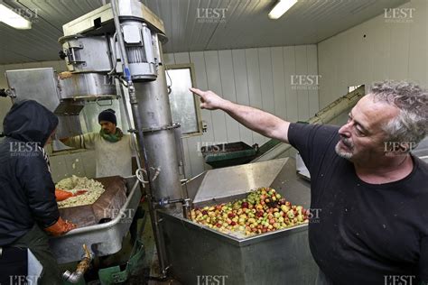 Edition De Verdun La Transformation Des Pommes Au Pressoir De La Wo Vre