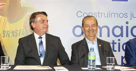 Jorginho Mello planeja ato público de Bolsonaro em Joinville
