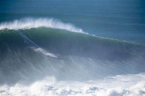 WSL Abre A Temporada Do Circuito Mundial De Ondas Grandes SURF HARDCORE