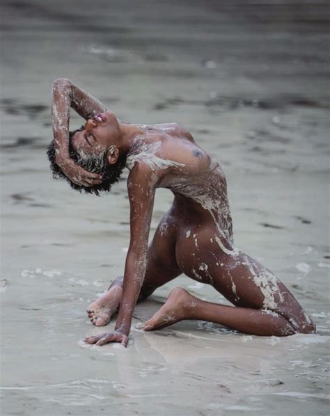 Ebonee Noel Nude