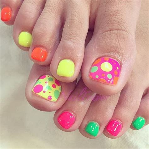 60 Cute Pretty Toe Nail Art Designs Noted List