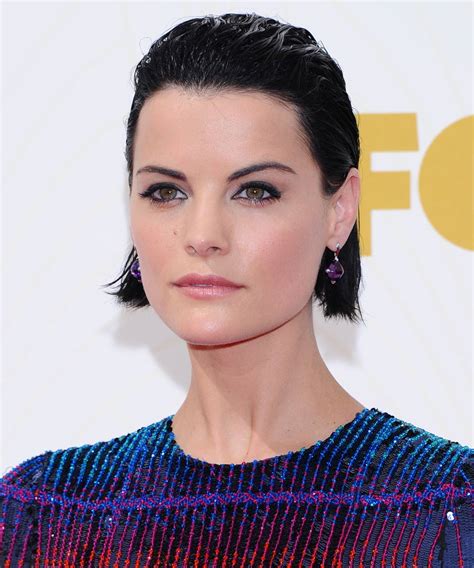 Bob Con Efecto Mojado Jaimie Alexander Peinados De Fiesta Que