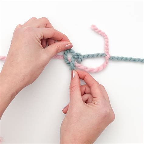 Magic Knot Yarn Join For Knit Crochet