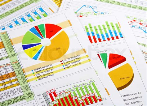 Gesch Ftsbericht In Graphen Und Diagramme Stock Bild Colourbox