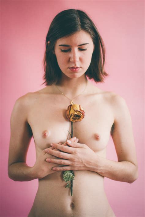 KyotoCat Nude Fit VoyeurFlash