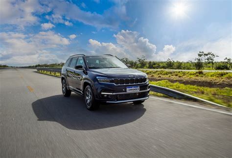 Commander 2022 Overland T270 Turbo Flex AT6 é na Viasul Jeep CE