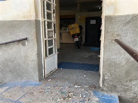 Agência dos Correios é arrombada em Boqueirão na Paraíba Paraíba G1