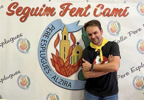 Pedro Bañon és el nou president de la falla Pere Esplugues dAlzira