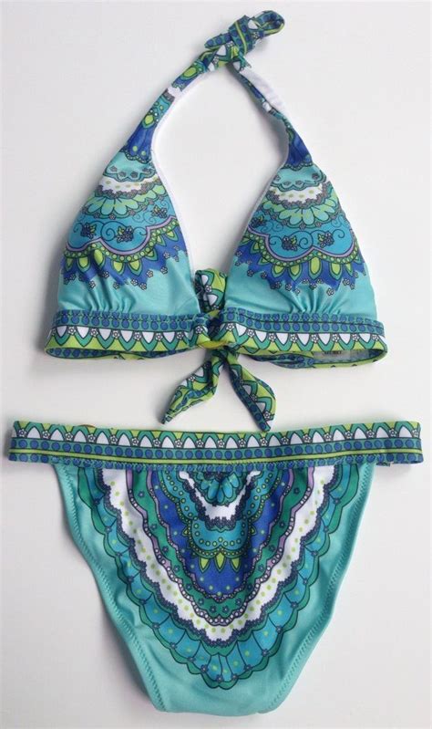 Chicas bikini desnudándose Chicas desnudas y sus coños
