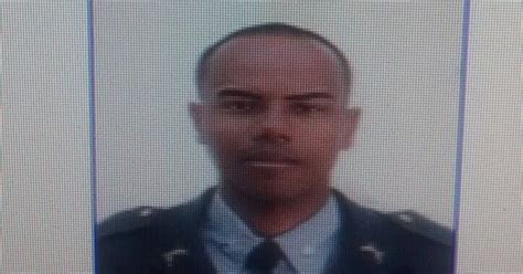 G Pm De Upp Encontrado Morto Em Comunidade De Nova Igua U Rj
